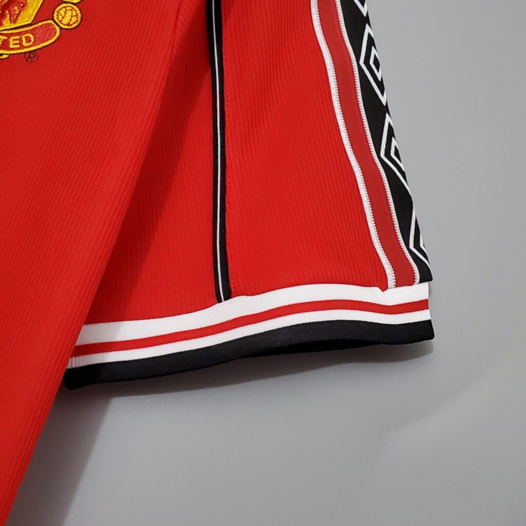 1998 Manchester United Home retro kit - Relive the Glory Days