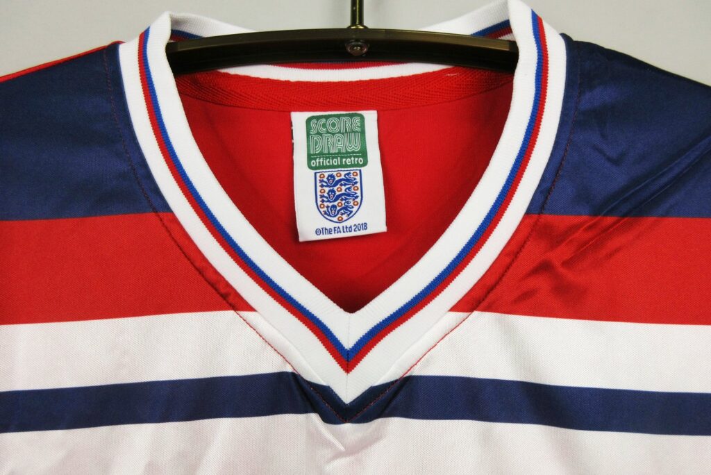 Stand Out with the 1980 England Red Kit - Show Your Support in Style!