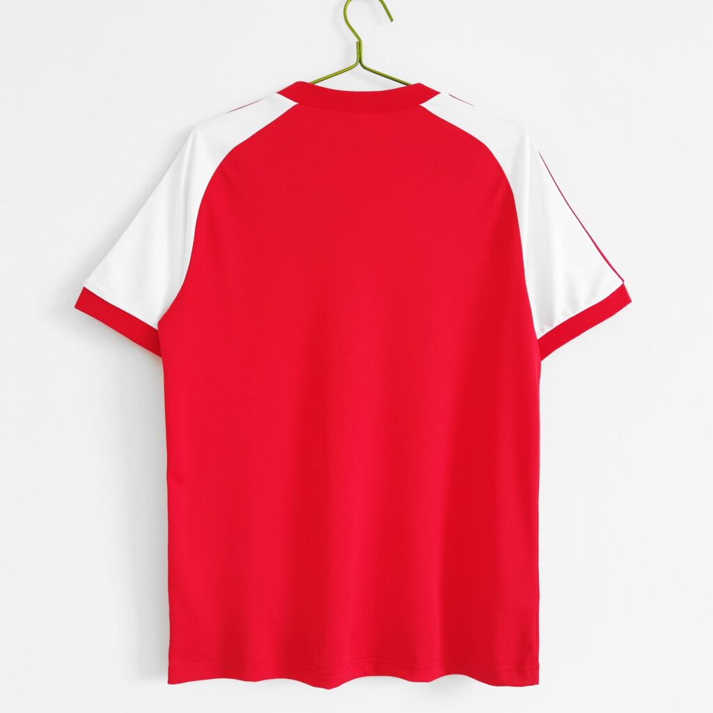 Official 2006-2007 Liverpool Home Kit - Join the Reds' Faithful