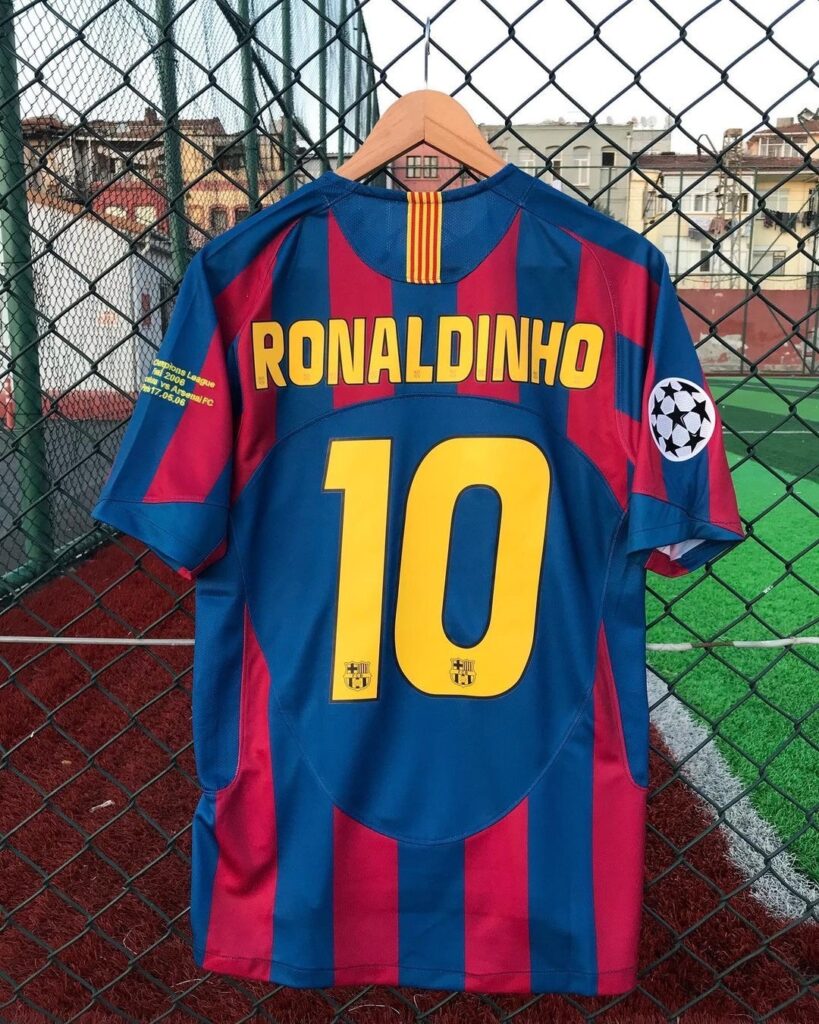 Barcelona Home Retro Kit 2005-2006